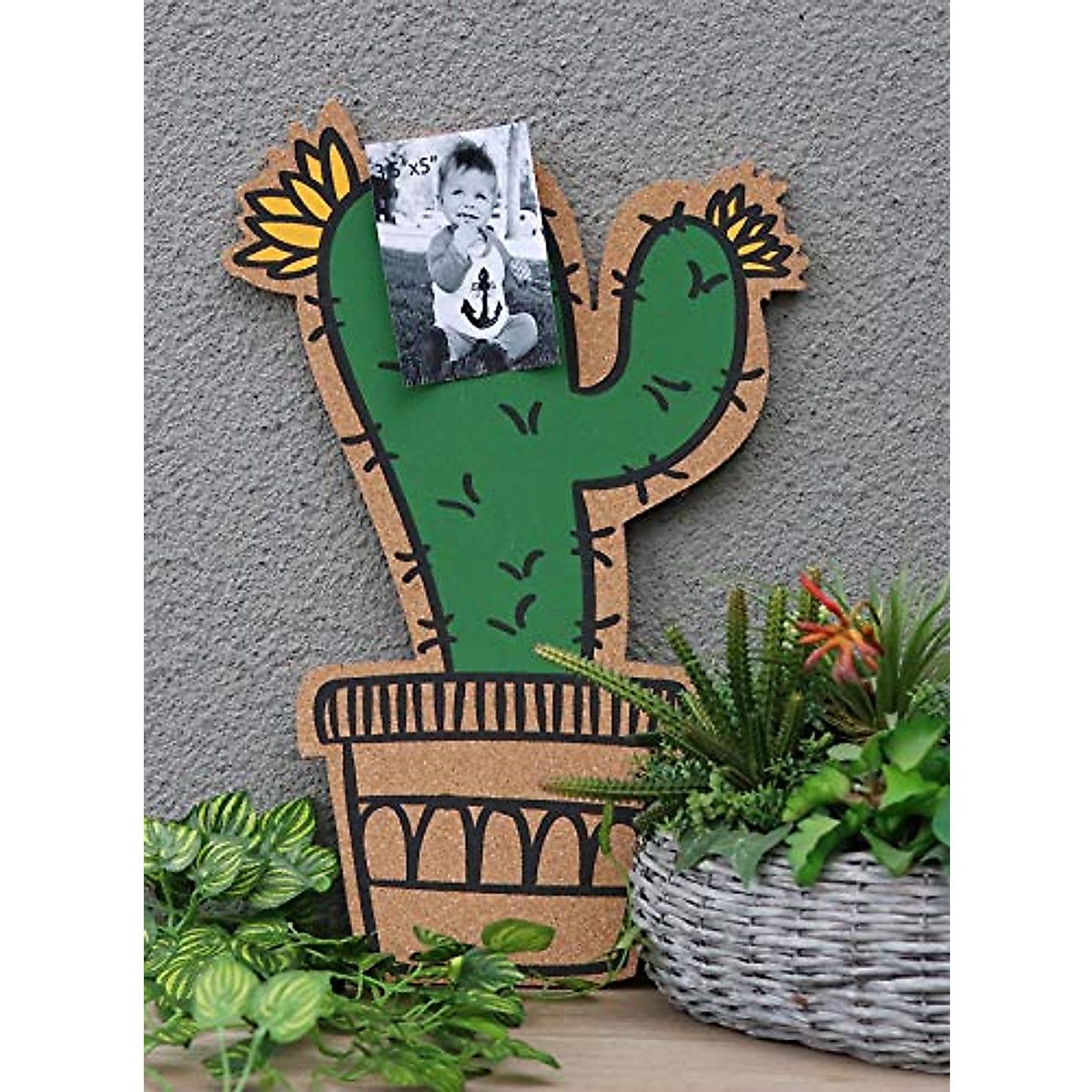 Pinboard Cactus Shaped Wall Decor - Cork Board with 6 Pushpins - Bulletin Board Display,School or Classroom Home Decor