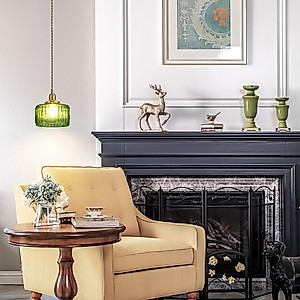 Qufute Green Hanging Light Vintage Modern Pendant Light Fixture with Stripe Green Glass Shade Glass Pendant Lighting Gold Pendant Lamp for Kitchen Island Bedroom Farmhouse