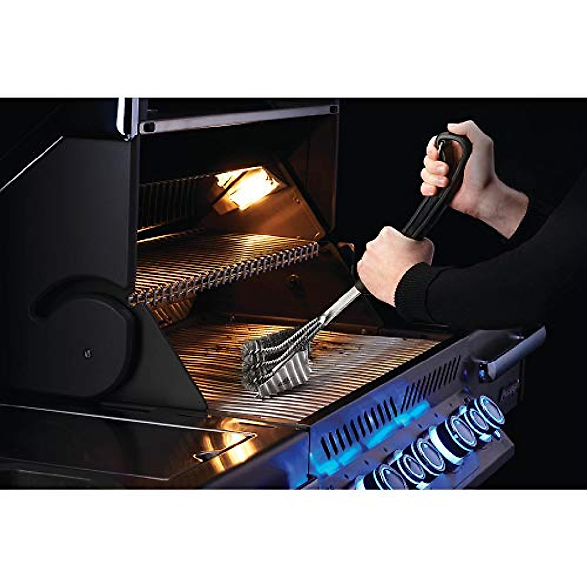 Triple-Row Grill Brush Napoleon Triple-Row BBQ Grill Cleaning Brush with Stainless Steel Bristles for Cast Iron Cooking Grates, for Cast Iron Cooking Grids, Barbecue Cleaning Brush Accessory