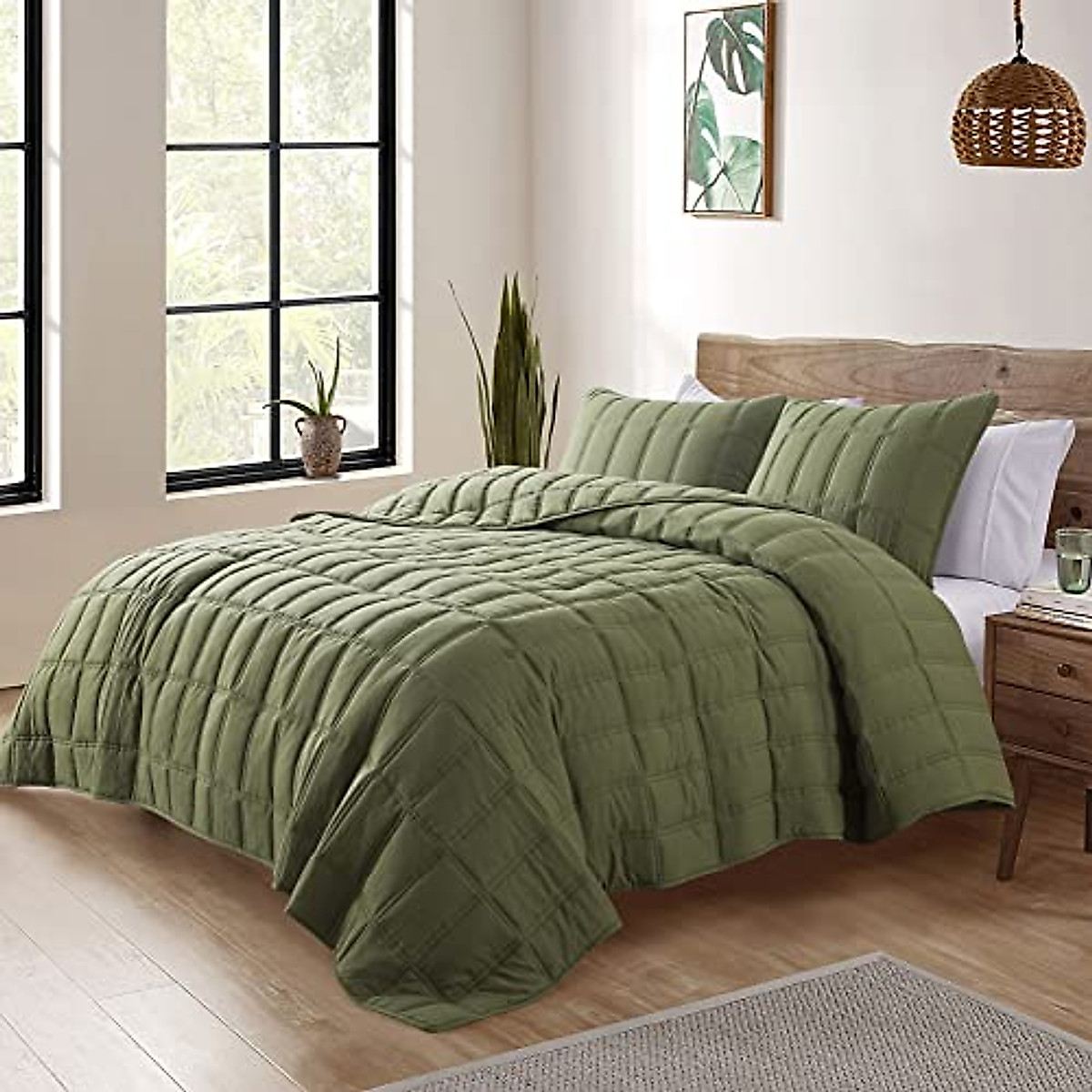 Green Quilt King Size Bedding Sets with Pillow Shams, Olive Lightweight Soft Bedspread Coverlet, Quilted Thin Blanket Comforter Bed Cover for All Season Spring Summer, 3 Pieces, 104x90 inches