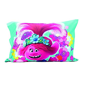 DreamWorks Trolls World Tour Lotta Love 4Piece Toddler Bedding Set, Pink