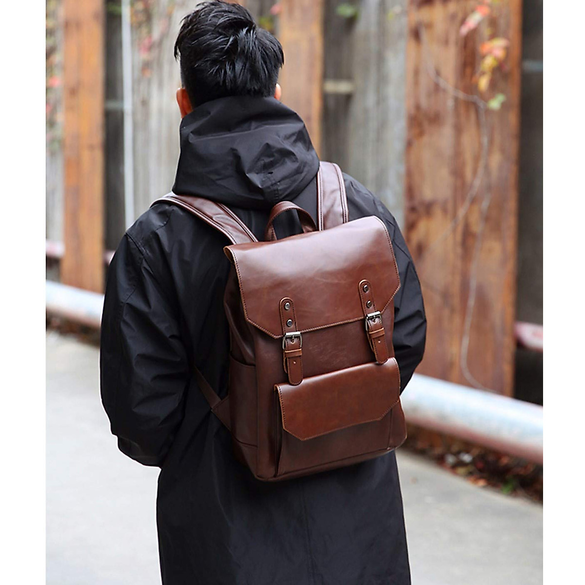 WEECOC Vintage Leather Backpack Casual Daypack for Men Women Laptop Bag Satchel Bags Unisex Satchel Bags Classic style (brown)