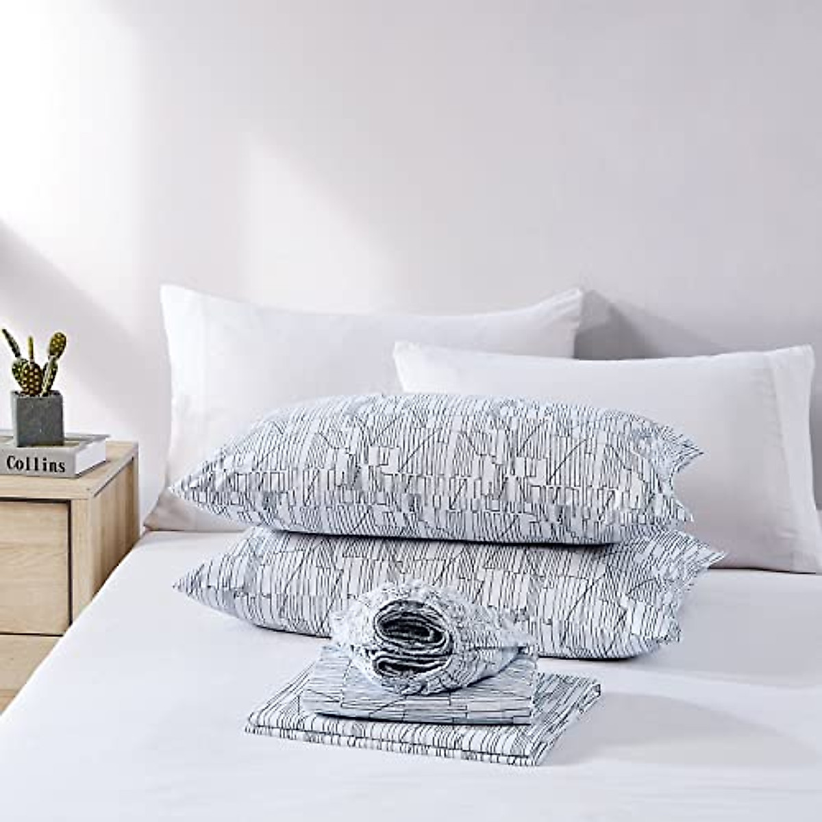 City Scene - Queen Sheets, Cotton Percale Bedding, Crisp & Cooling Home Decor (Tally Navy, Queen)