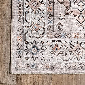 nuLOOM Finley Machine Washable Vintage Distressed Accent Rug, 3' x 5', Ivory