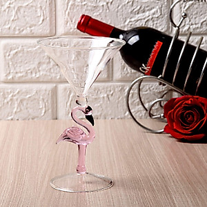 Creative Pink Flamingo Cocktail Glass, Set of 2 Martini Glasses, 5 Ounce Wine Glass, Bar Accessories, Birthday gift, Wedding & Celebrations Cup(2, 150ml)