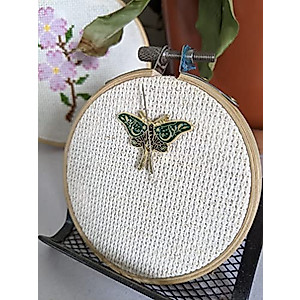 Luna Moth Needle Minder