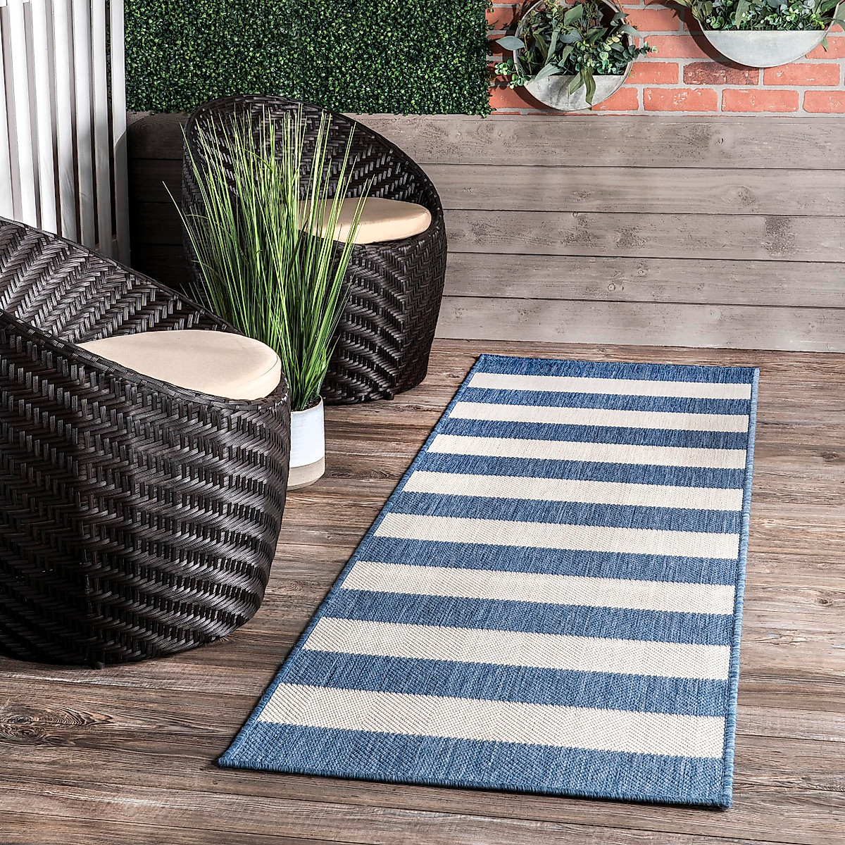nuLOOM Alexis Striped Indoor/Outdoor Runner Rug, 2' x 8', Blue
