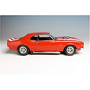 AMT 1968 Chevy Camaro Z/28 1:25 Scale Model Kit