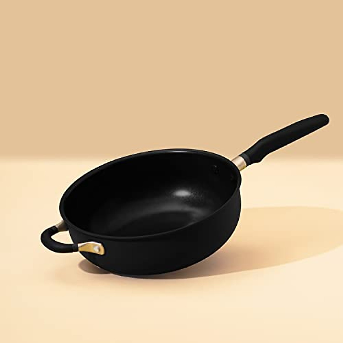 Meyer Accent Series Hard Anodized Nonstick Chef Pan with Helper Handle, 4.5 Quart, Matte Black