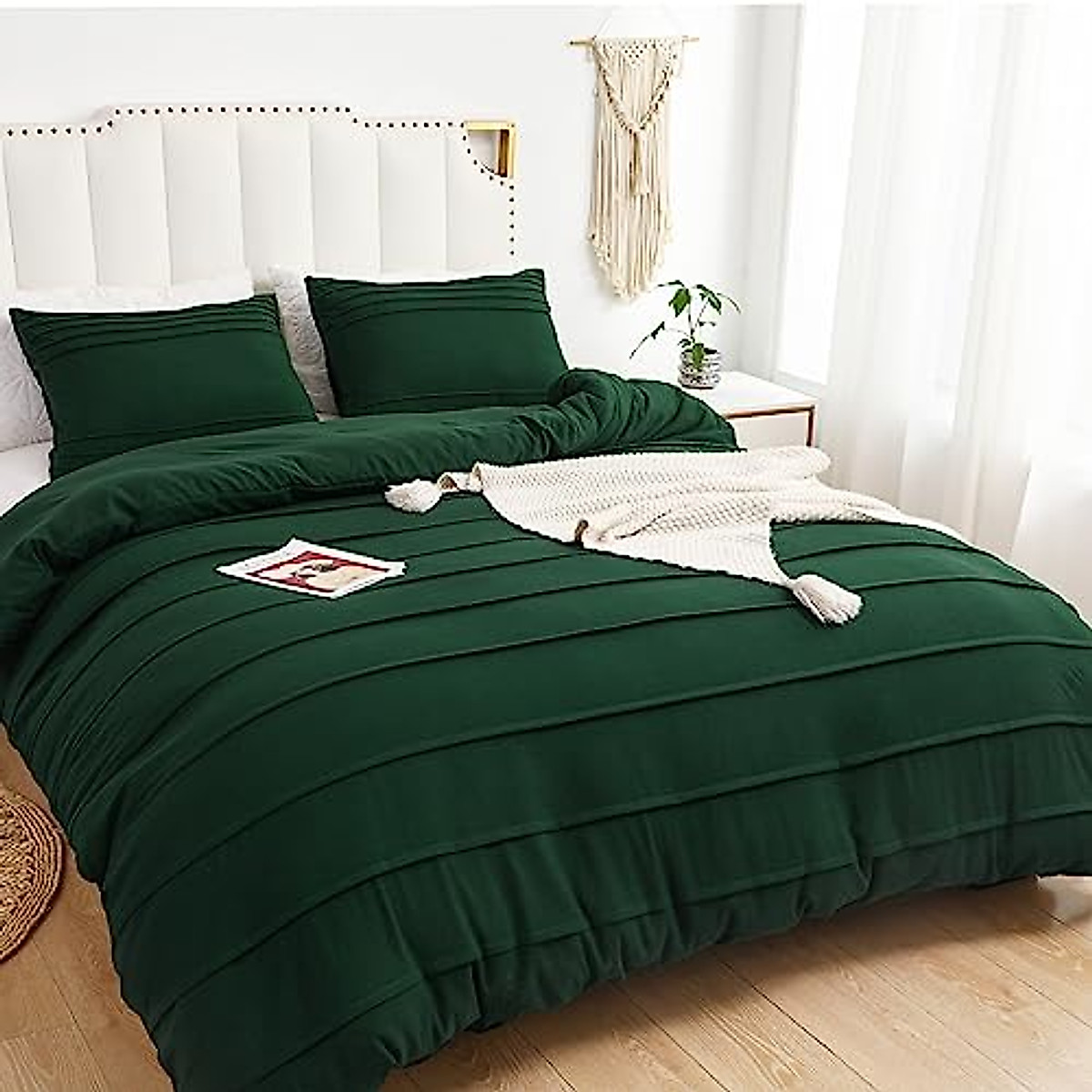 Argstar 3 Pieces Pleated Duvet Cover Queen Set, Forest Green Boho Textured Duvet Cover, 100% Washed Microfiber Soft Striped Comforter Cover With Zipper & Ties (1 Dark Green Duvet Cover, 2 Pillowcases)