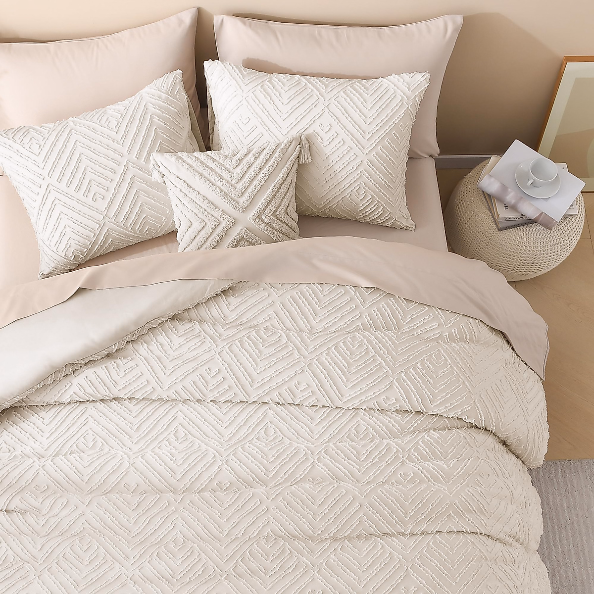 Litanika California King Comforter Set Beige, 3 Pieces Cream Tufted Boho Farmhouse Bedding Comforter Sets, Lightweight Fluffy Comforter Bed Set for All Season (104x96In Comforter and 2 Pillowcases)