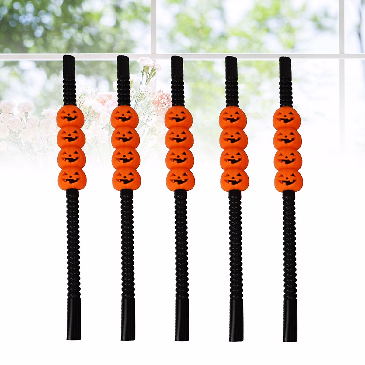 LUOEM Halloween Straws Pumpkin Plastic Party Straws Novely Decorative Drinking Straws Table Decor for Halloween Party Favors Supplies,Pack of 5 (Black)