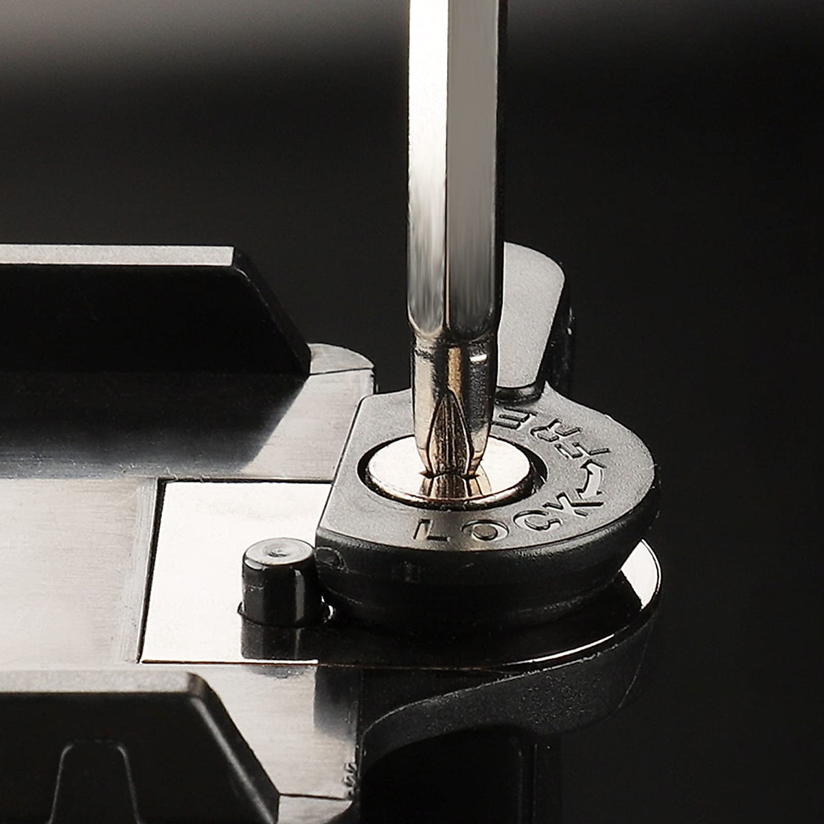 MJIYA Pocket Screwdriver, Keychain Screwdriver Dual-purpose: Flat Head Screwdriver & Small Phillips Head Screwdriver Set, Mens Keychain Tool, Screwdriver Gadgets (S, Silver)