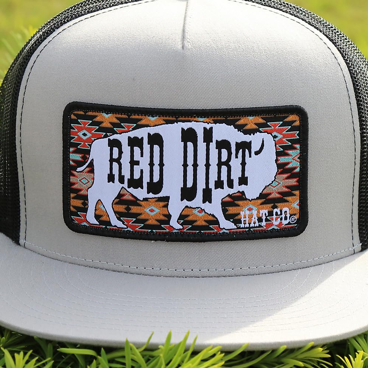 Red Dirt Hat Company Great White Buffalo Adjustable Snapback Hat (US, Alpha, One Size, Silver/Black)