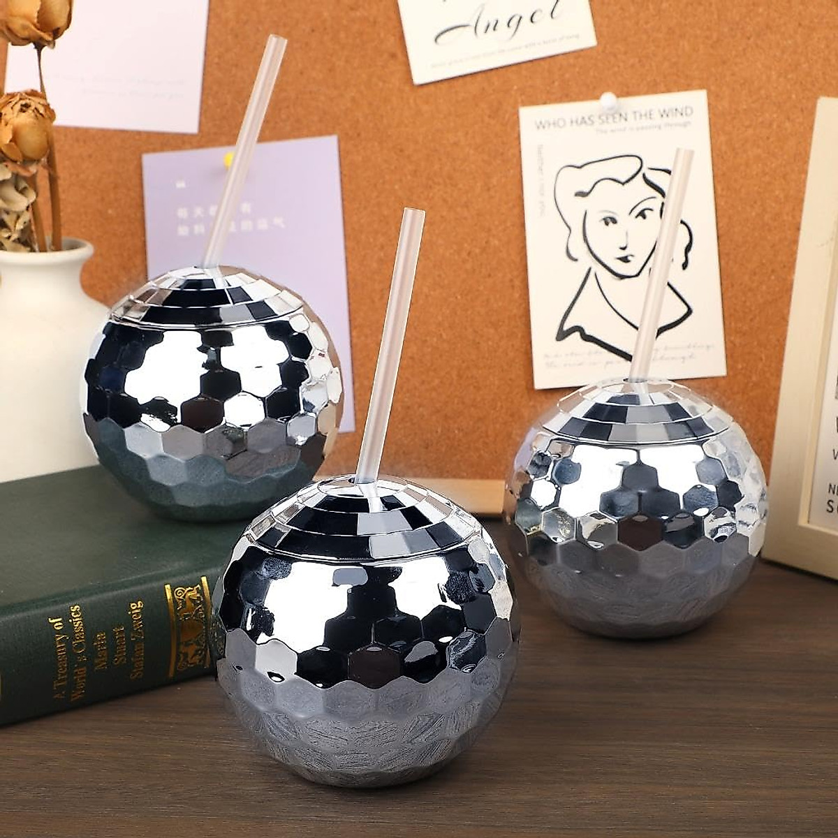 miikoul 12Pcs Disco Ball Cups with Lid and Straw, 20oz Silver Disco Party Cups 1970s Disco Ball Drinking Cup Disco Tumbler Cocktail Cup for Nightclub Bar Bachelorette Party Decor