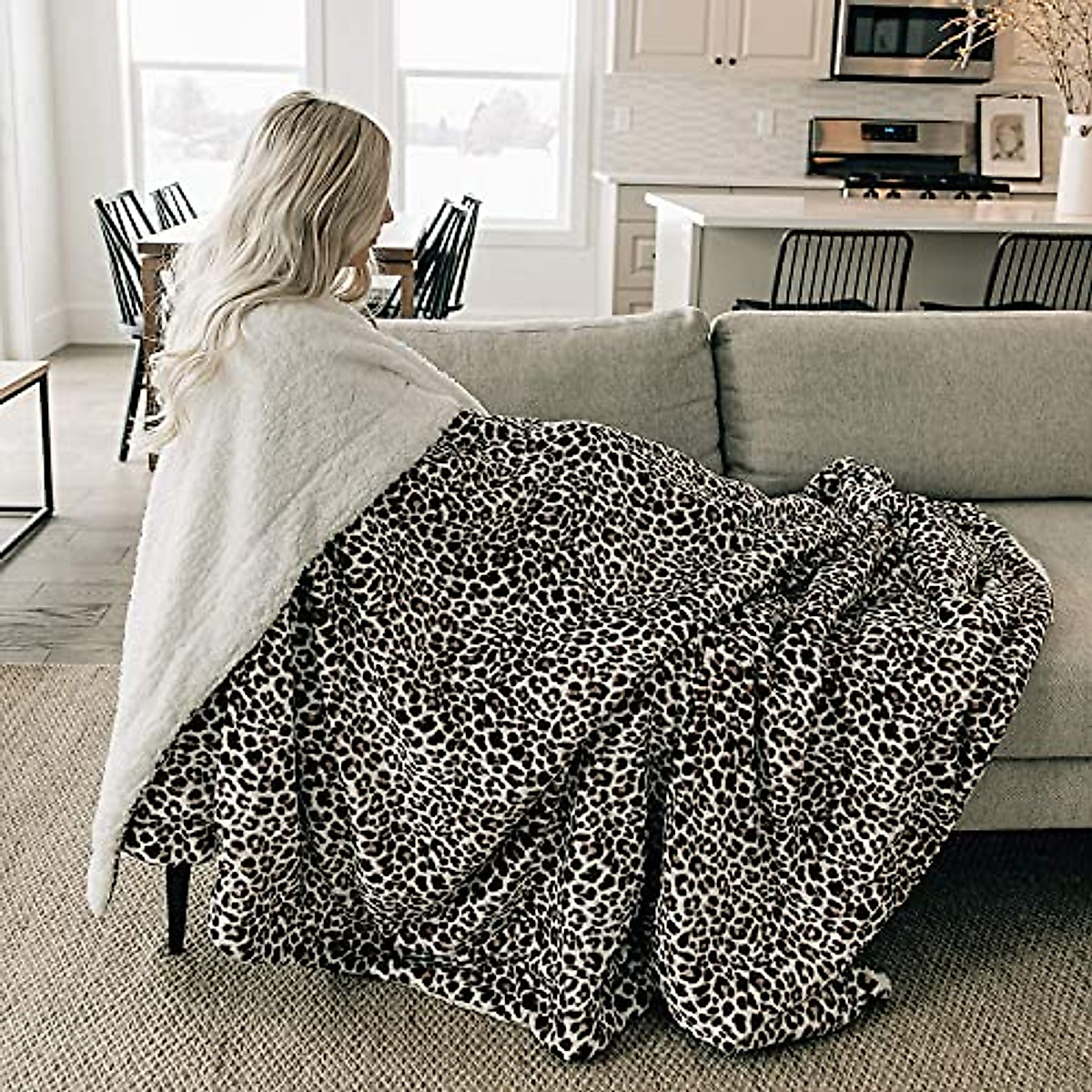 GRACED SOFT LUXURIES Throw Blanket Sherpa Fleece Minky Microfiber Reversible Soft Throw (Leopard, XL Throw 60" x 80")