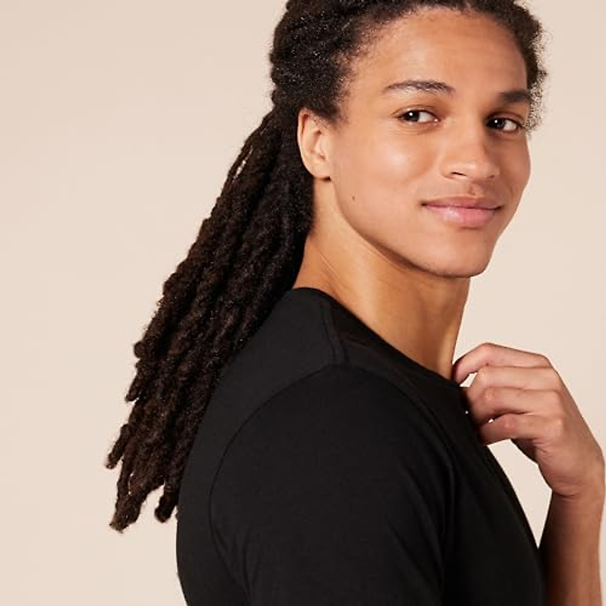 Amazon Essentials Men's Crew Neck T-Shirts, Pack of 6, Versatile Basics, Large, Black