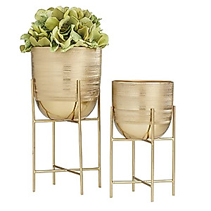 Deco 79 080028 Modern Metal Decorative Indoor Outdoor Planter, Flower Pot for Living Room, Kitchen, Office, Patio Entryway, 6", 5"W, Gold