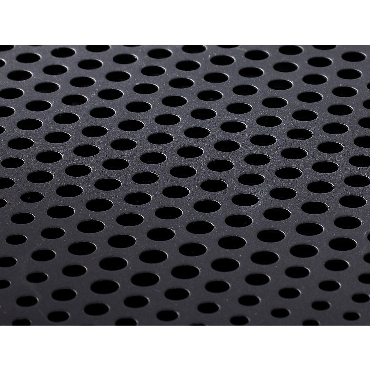 Targus Portable Chill Mat HD3 Gaming with 3 Ultra-Quiet Fans and Integrated Airflow Ventilation Prevents Overheating, LED USB Port, Cooling Pad for up to 18-Inch Laptop, Black (AWE57US)