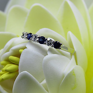 Dazzlingrock Collection 2.5mm Alternate Round Blue Sapphire and White Diamond 7 Stone Wedding Band for Women in 10K White Gold Size 7