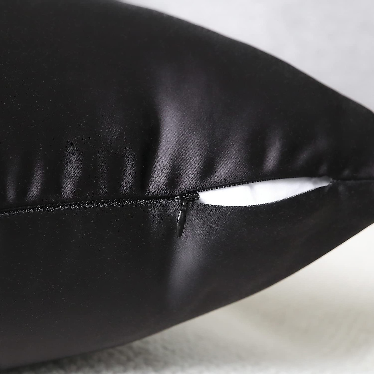 OTOSTAR Set of 2 Throw Pillow Covers for Bed Couch Sofa Car Decor Luxury Modern Minimalist Gold Leather Stitching Wavy Stripes Square Pillowcase Cushion Cover Black, 16x16 Inch