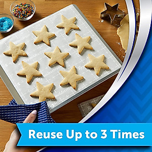 Reynolds Kitchens Cookie Baking Sheets, Pre-Cut Parchment Paper (22 Sheets, Pack of 2)