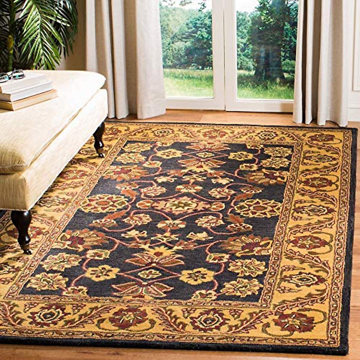SAFAVIEH Golden Jaipur Collection 7'6" x 9'6" Black / Gold GJ250D Handmade Traditional Premium Wool Area Rug