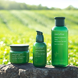 innisfree Green Tea Seed Intensive Hydrating Toner Face Treatment , 6.76 Fl Oz (pack of 1)