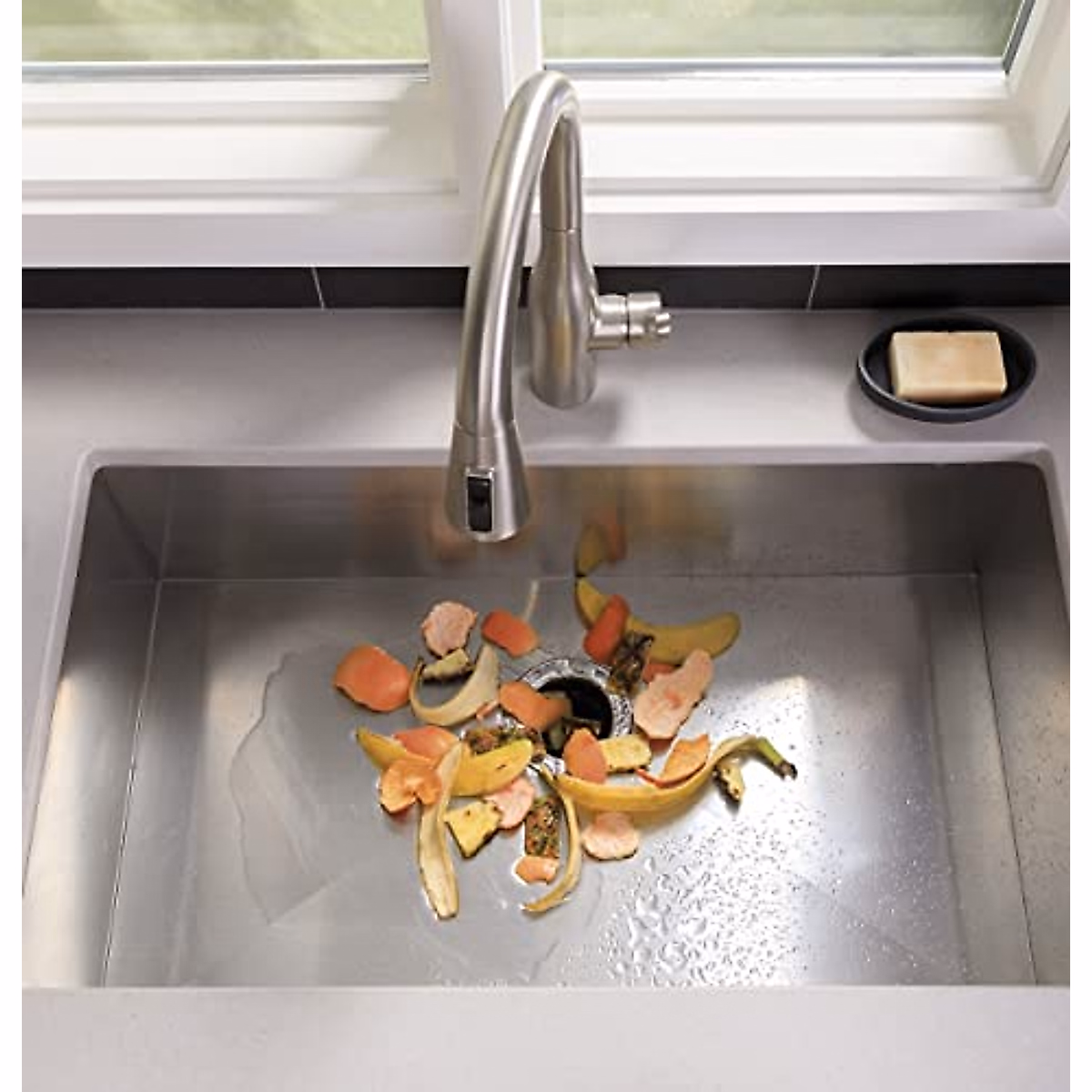 GE Continuous Feed Garbage Disposal, 1/3 Horsepower, Good for Grinding: Fruit Peels, Cooked Pasta, & Cereal, Easy Install Kit and Power Cord Included, Recommended for 1-2 Person Homes, GFC325N