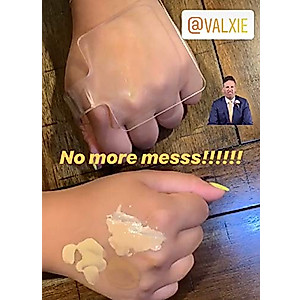 Makeup Hand Held Palette (Clear)Valxie Makeup Hand Held Palette - Clear Mixing, Blending, Applicator Tool for Professional Artists and Personal Use-100% Skin Safe Acrylic Plastic-Lightweight, Reusable