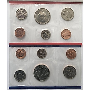 1988 P D US Mint Set 10 Piece Comes in the Original Packing from the Mint Uncirculated
