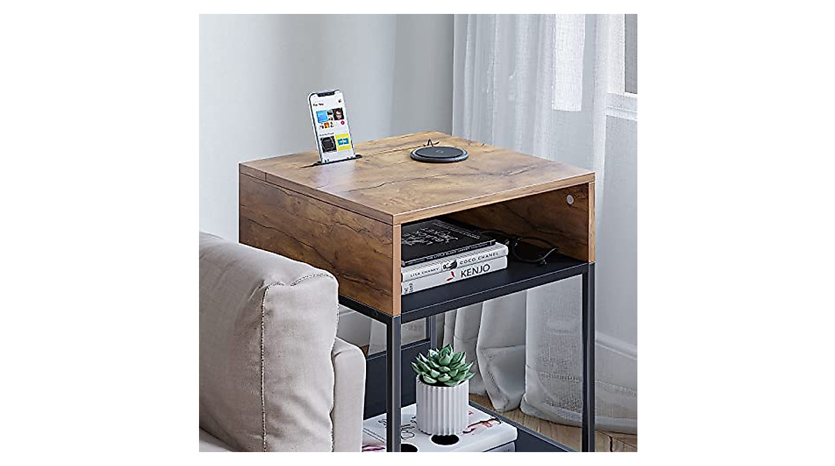 CubiCubi Side Table: Rustic, Functional & Stylish