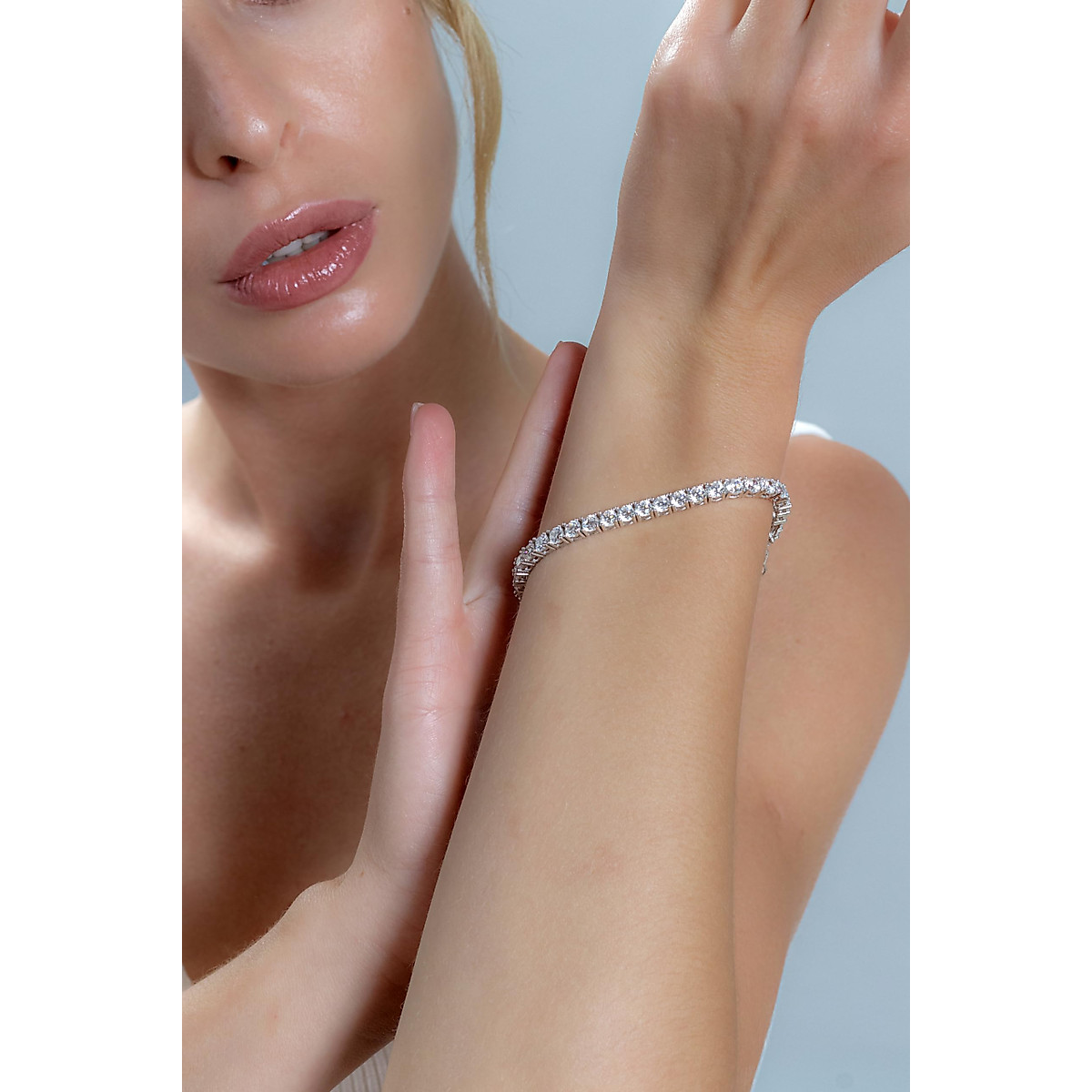 10 Carats 925 Sterling Silver and Round-Cut Cubic Zirconia Eternity Tennis Bracelet 4mm 7.25"