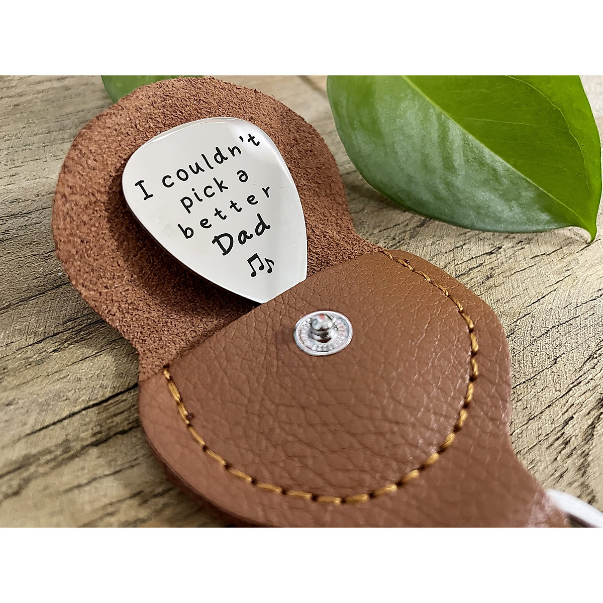 Ptzizi I Couldn’t Pick A Better Dad, Stainless Steel Guitar Picks Jewelry for Guitar Player Musician Dad Papa Grandpa Father's Day Birthday Christmas Gifts (02)