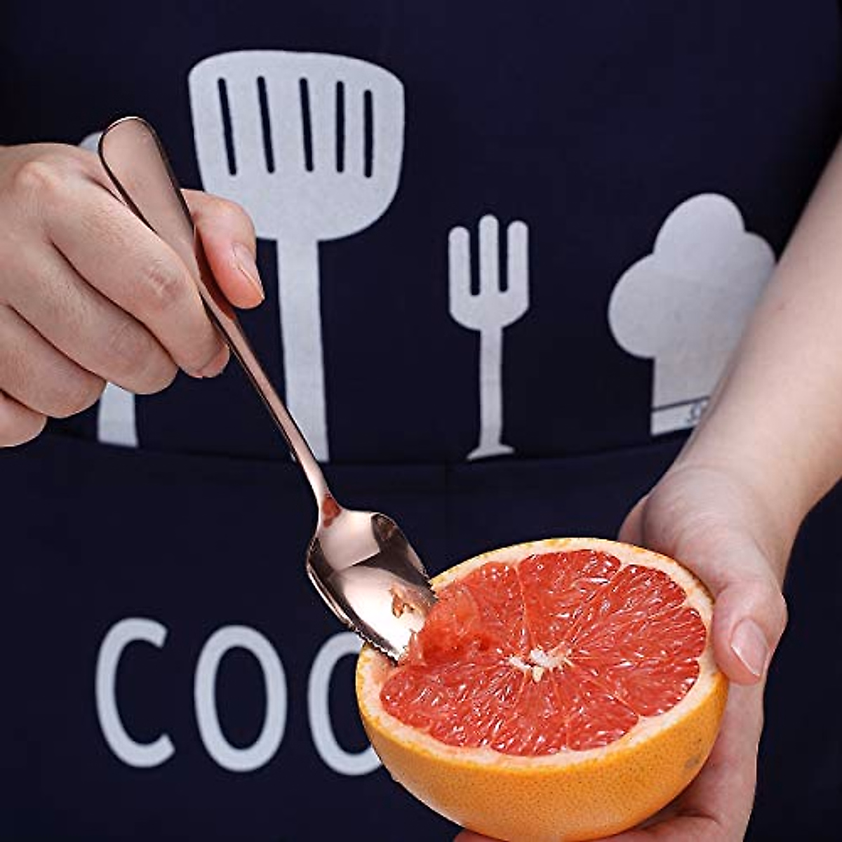 HOMQUEN Rose Gold Grapefruit Spoons 5 Pieces Set, 4 Stainless Steel Grapefruit Spoon and 1 Grapefruit Knife with Titanium Plating, Grapefruit Utensil Set, Serrated Edges Spoon Pack of 5