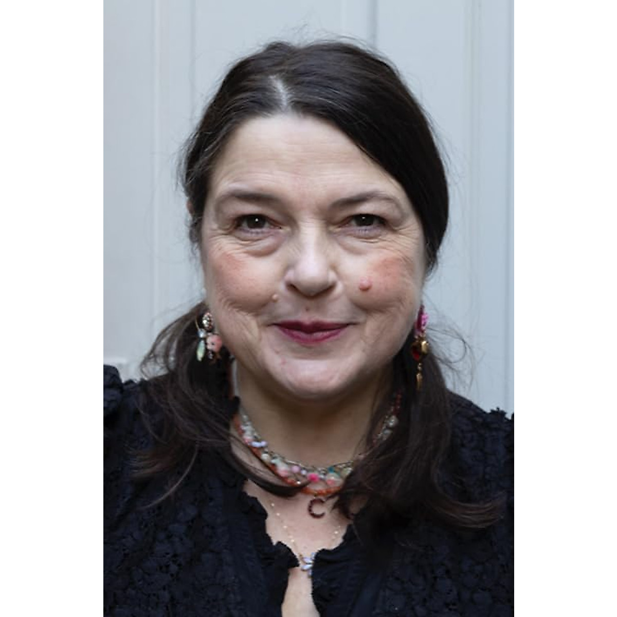 The Magpie and the Wardrobe: A Curiosity of Folklore, Magic and Spells