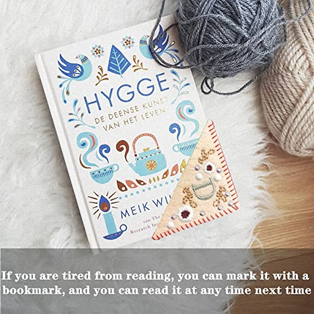 Personalized Hand Embroidered Corner Bookmark, Unique Corner Page Bookmarks for Women Personalized Book Lovers Gifts, 26 Letters Cute Flower Embroidered Funny Felt Book Markers for Reading, Spring D