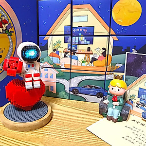 Uvini Micro Blocks Astronaut Model with Light STEM Building Toy Set for Adults or Teens Spaceman with Heart Bricks Toys 911PCS, 00877