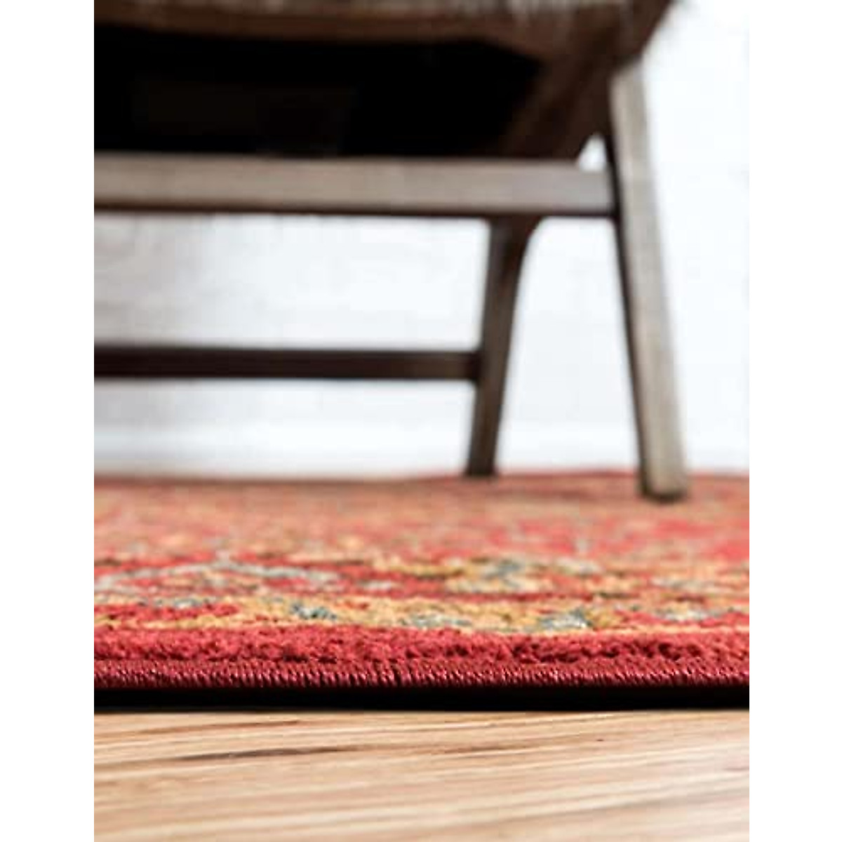 Unique Loom Sahand Collection Area Rug - Ardashir (5' 3" Round, Red/Light Blue)