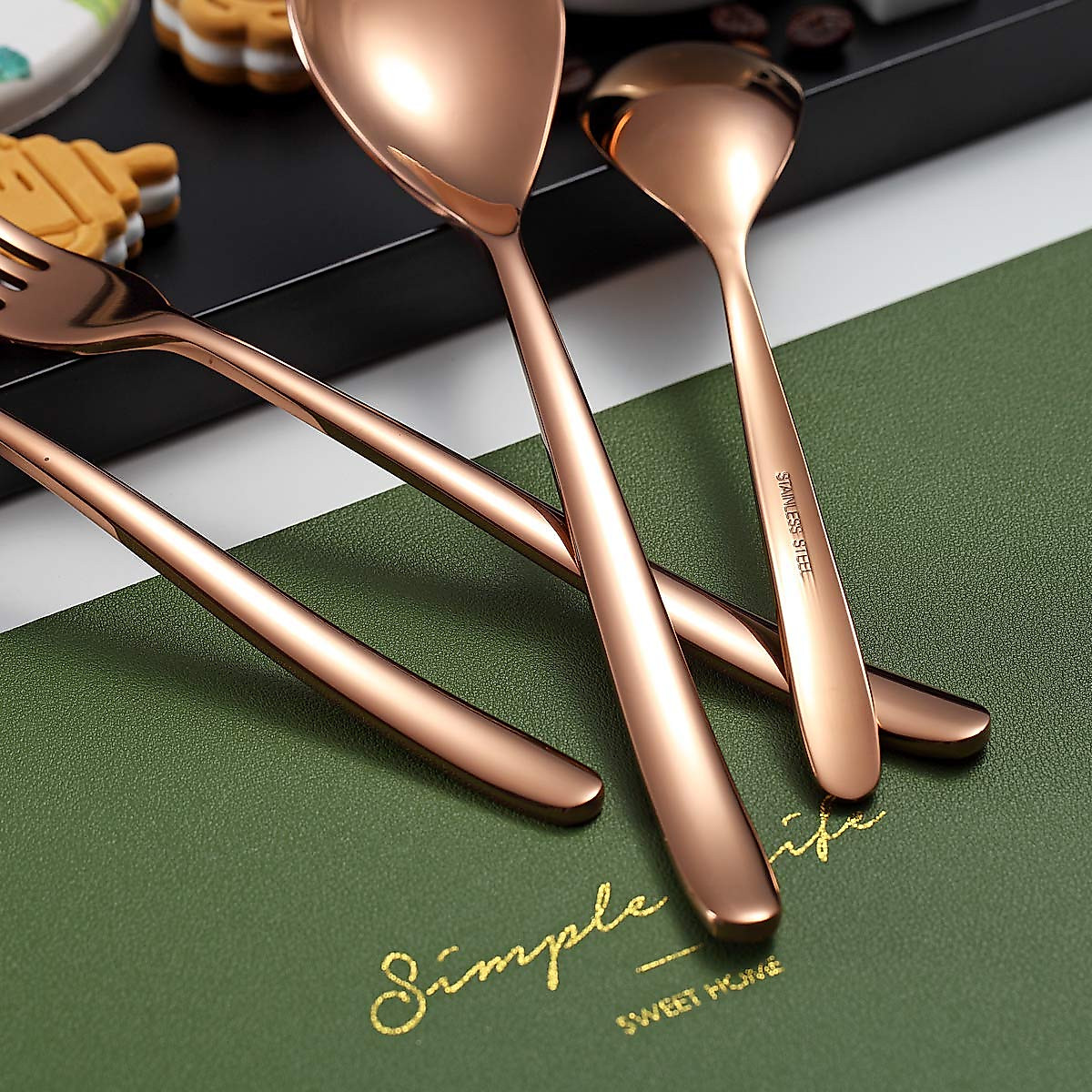 Silverware Set 20 Pieces, Stainless Steel Copper Flatware Set, Titanium Plating Rose Gold Cutlery Set, Copper Utensil Sets Service Set for 4 (Shiny Copper)