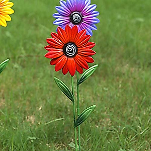 3PC Metal Flower Decorative Garden Stakes, Outdoor Garden Decor Shaking Head Sunflowers Glow in Spring Yard Art Fairy Decorations for Patio Lawn