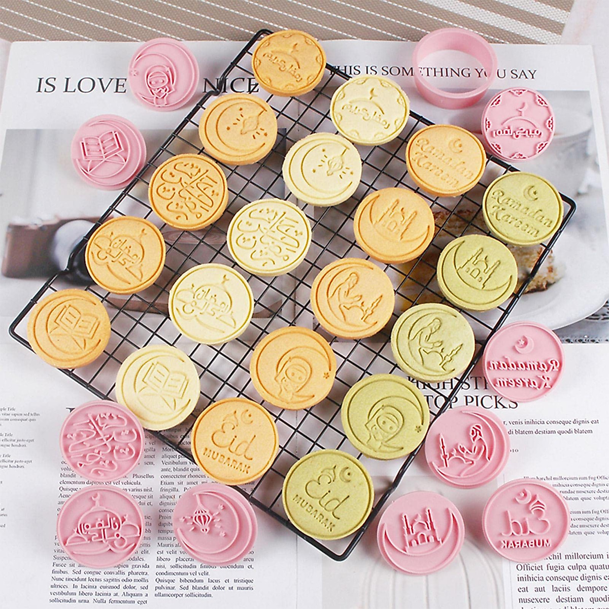 10 Pieces Eid Mu-barak Cookie Cutters Rama-dan Cookie Mu-slim Biscuit Mold Star Lantern Moon Cookie Stamper DIY Biscuit Press Stamp Molds For Baking Fondant Supplies