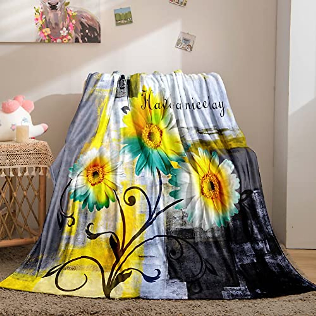 TONG XIAN Yellow Blanket,All Season Lightweight Plush and Warm Home Cozy Portable Fuzzy Throw Blankets for Couch Bed Sofa,Daisy Patchwork Throwing Blanket,Floral Throw Blanket,50"x60"