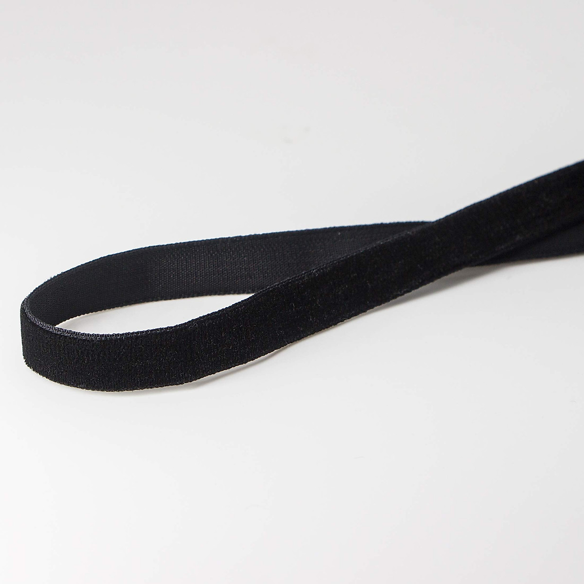 Ribbli Polyester Black Velvet Ribbon,3/8 Inch,10-Yard Spool,Use for Choker,Gift Wrapping,Floral Bouquets, Boutonnieres