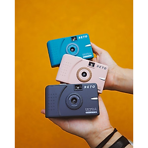 RETO Ultra Wide and Slim 35mm Reusable Daylight Film Camera - 22mm Wide Lens, Focus Free, Light Weight, Easy to Use (Charcoal)