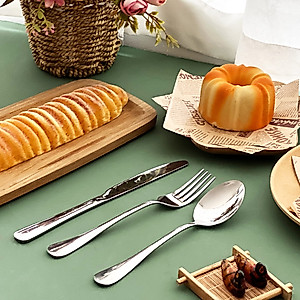 SANTUO 18PCS Dinner Set combo with 6 Dinner Knives, 6 Dinner Forks, 6 Dinner Spoons, Food Grade Stainless Steel Silverware Set for Home, Kitchen and Restaurant, Mirror Polished& Dishwasher Safe