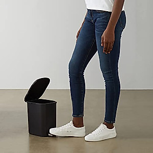 Amazon Basics Compact Bathroom Plastic Trash Can with Steel Pedal Step, Black, 6-Liter