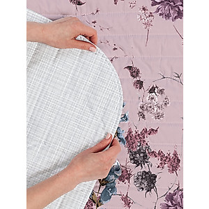 Ambesonne Vintage Floral Reversible Bedspread Set, Nostalgic Botanical Garden Artwork of Floral Blossoms and Branches, Pillow Shams & Comforter Microfiber Bedding Set, King Size, Grey Pink Cadet Blue