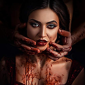 Halloween Fake Blood Spray 1oz, Realistic Safe Washable Fake Blood for Clothes Halloween Blood Makeup Zombie Vampire Bloody Face Blood for Halloween (1oz/30ml)