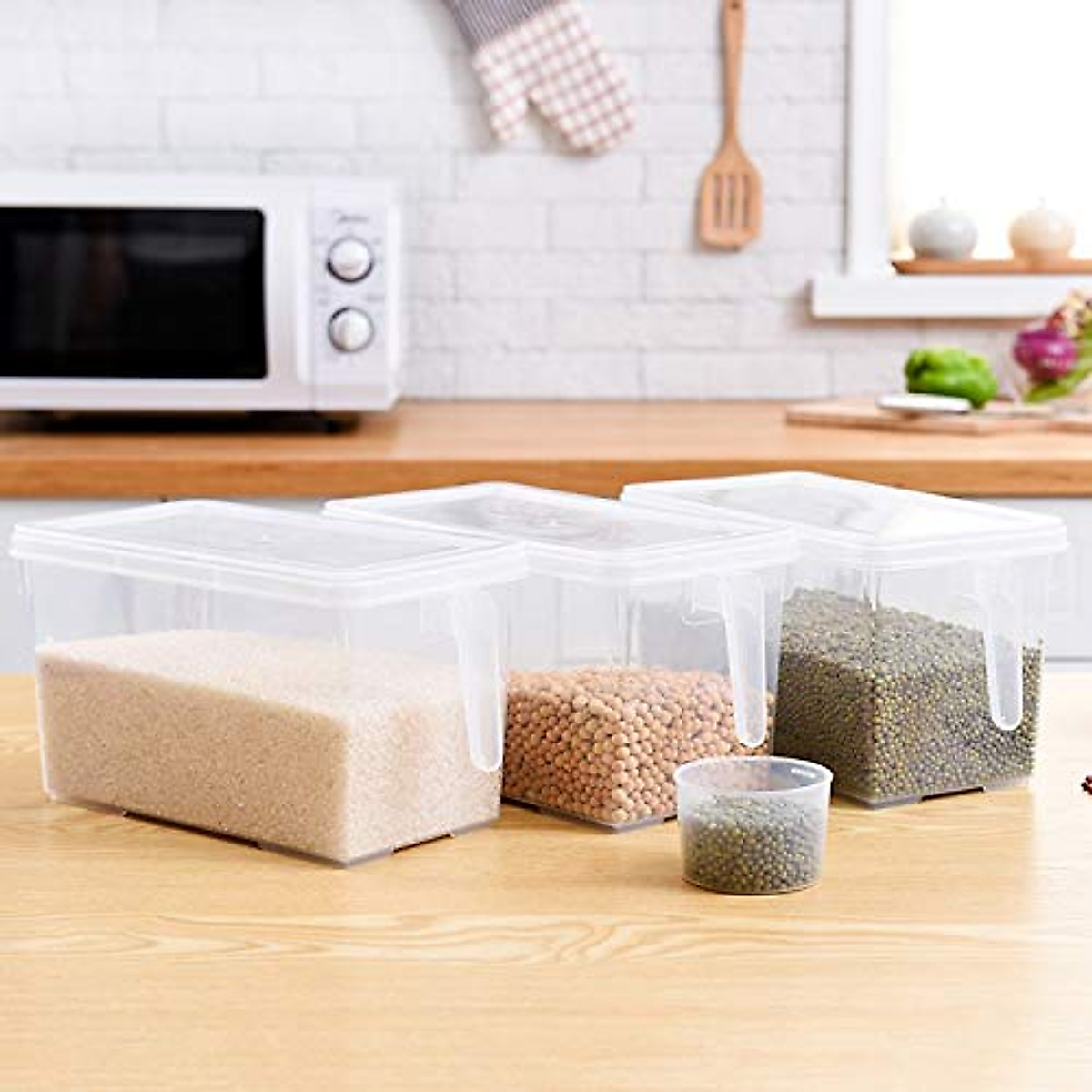 PENGKE Plastic Food Storage Container with Lid and Handle,Food Storage Organizer Box Fresh Box for Kitchen Refridgerator Fridge Desk Cabinet Food Storage,Holds Fruit Eggs Vegetables,5L Pack of 4